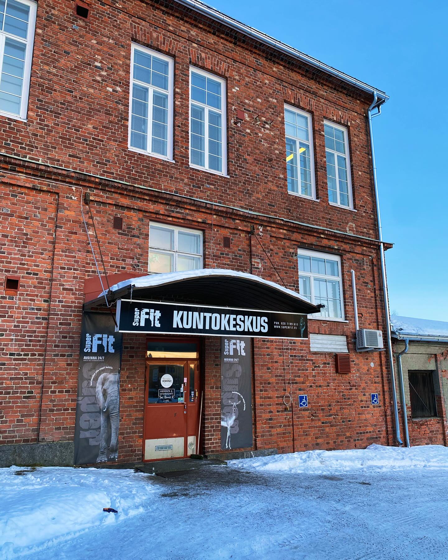 Esittely :: Hyvinvointi ja hieronta Jello